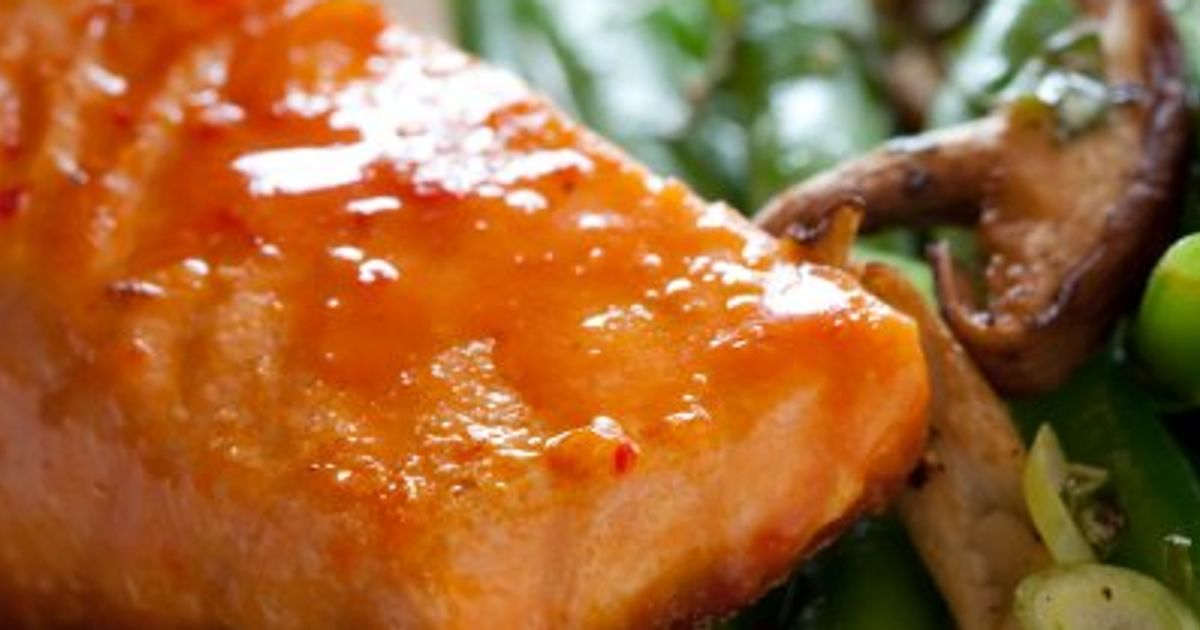 Fast basil salmon - Chatelaine