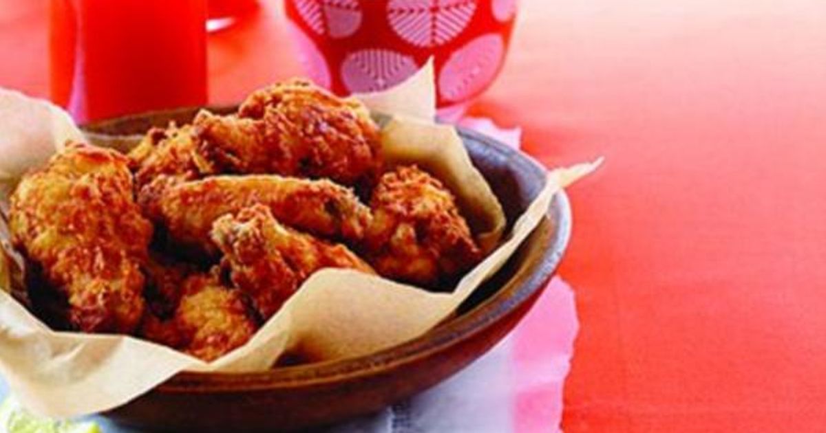 Blue cheese chicken wings recipe - Chatelaine