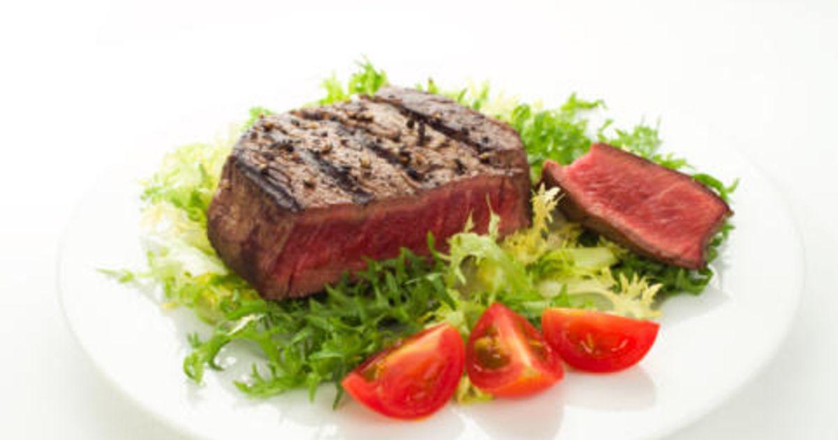 Do meat lovers lose weight faster? - Chatelaine