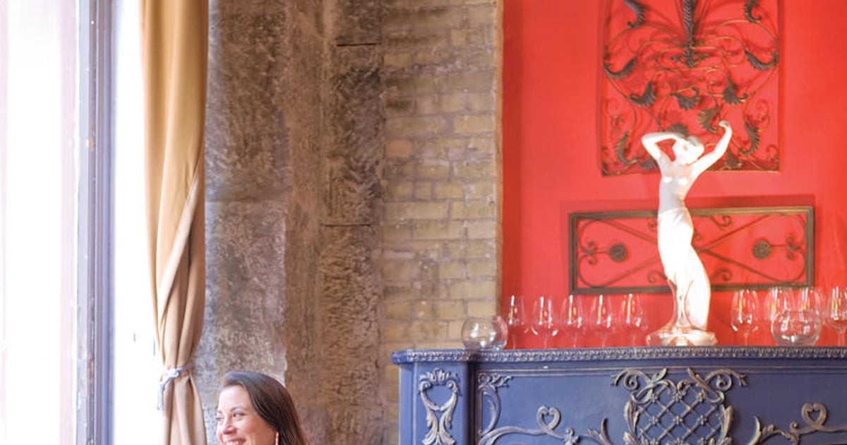 Gallery director Amber-Dawn Bear Robe champions Aboriginal art - Chatelaine