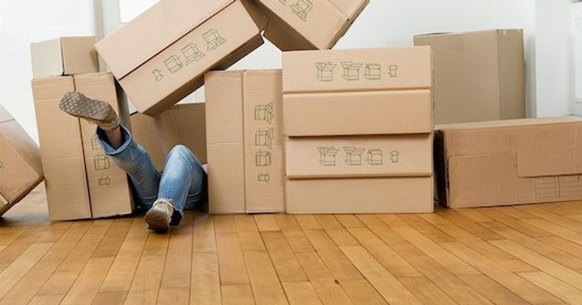 How to break the emotional bond and throw out your junk - Chatelaine