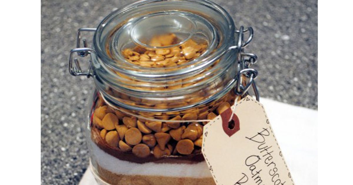 Best DIY hostess gift idea! Recipe in a bottle - Chatelaine