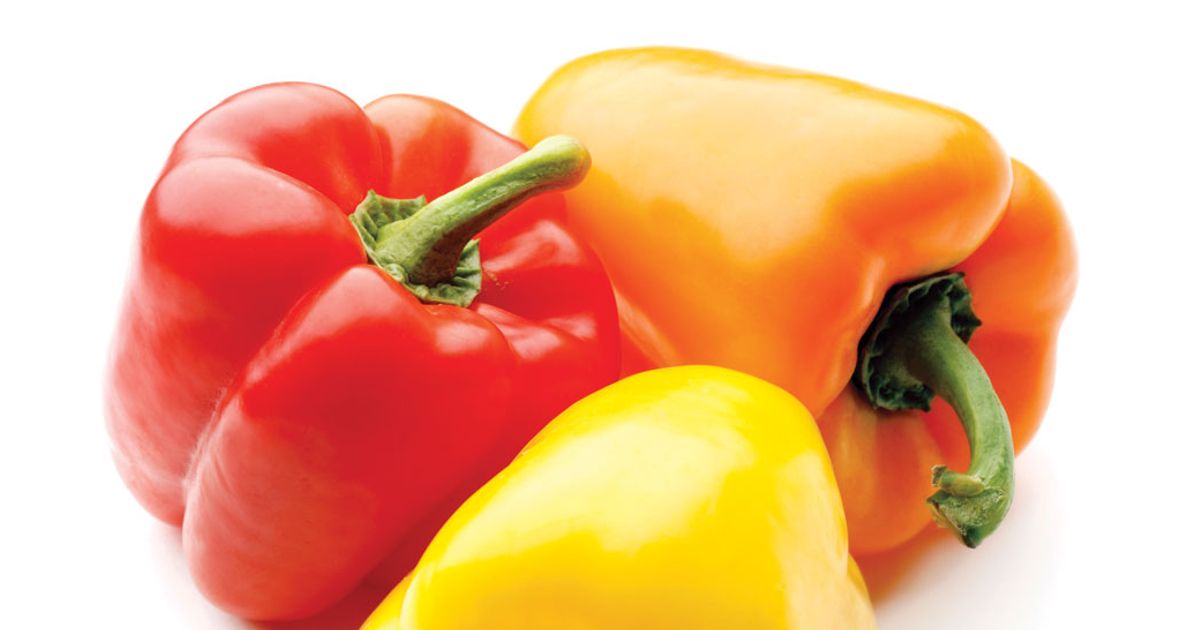 The simplest way to core a bell pepper - Chatelaine