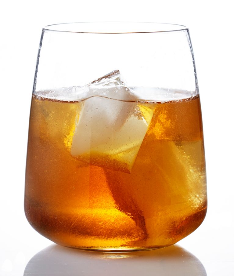 7 celebratory Canada Day cocktail recipes - Chatelaine