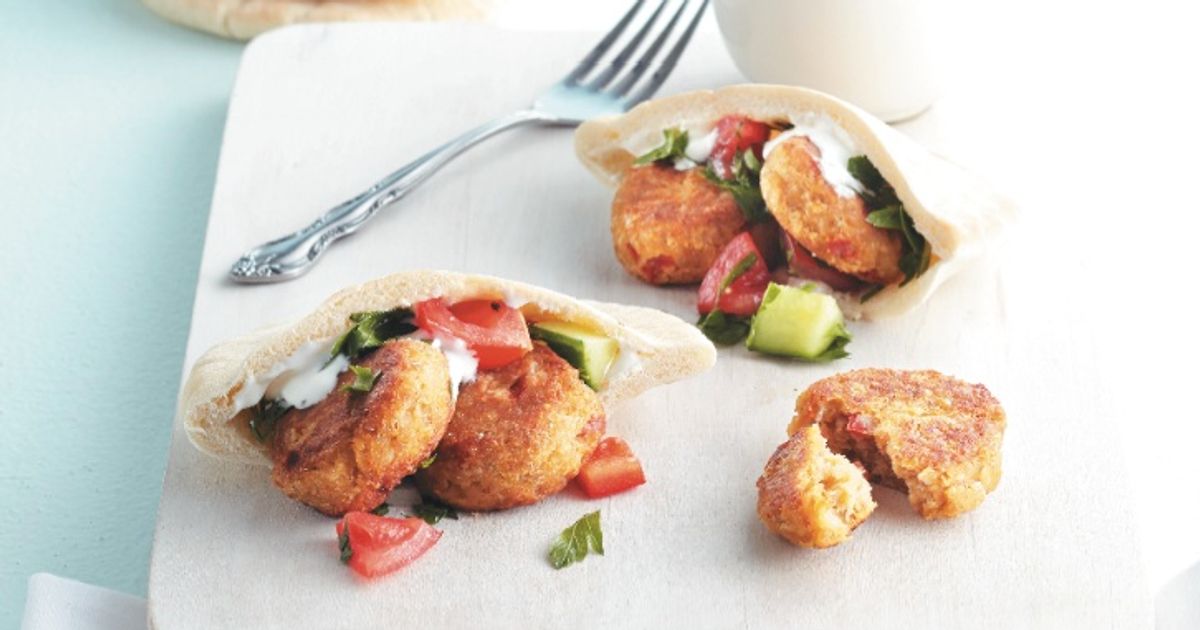 Red pepper falafel cakes - Chatelaine