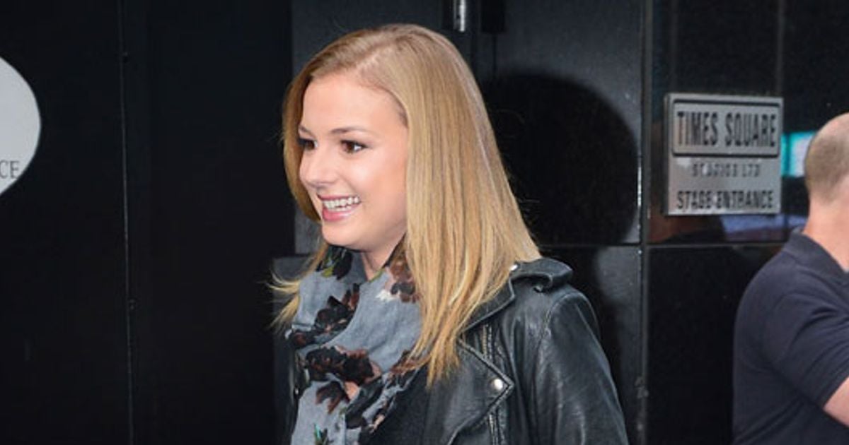 Get Revenge star Emily VanCamp's weekend look - Chatelaine