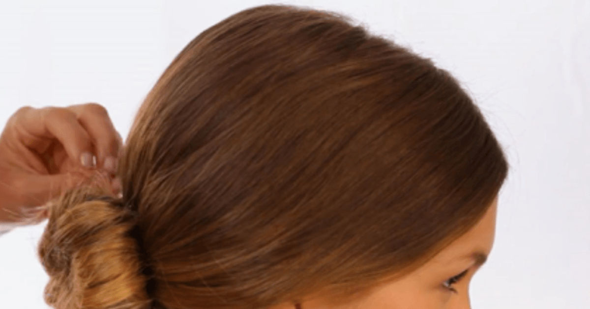 Beauty minute: Sweet and easy updo - Chatelaine