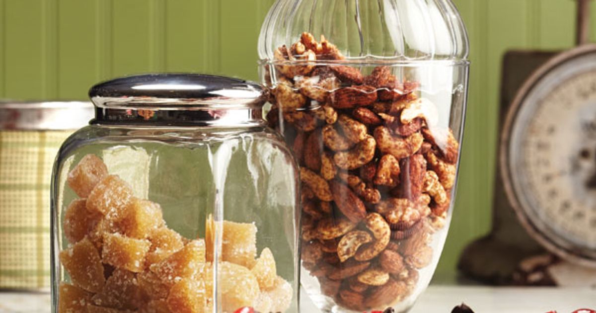 Gingerbread spiced nuts recipe - Chatelaine