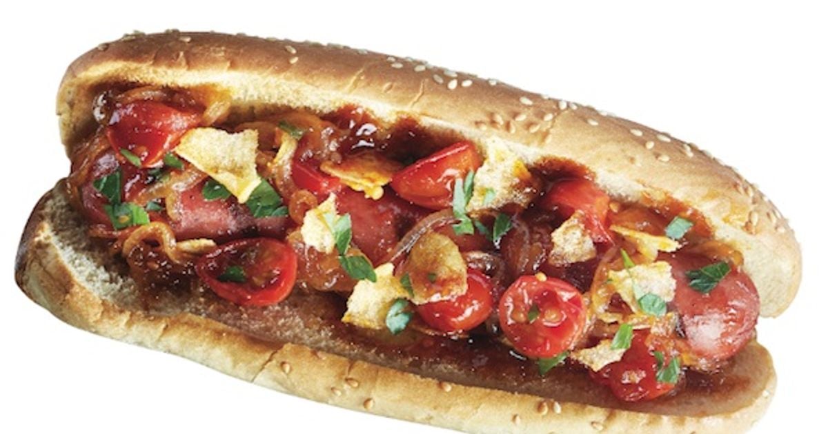 Spanish tomato bravas hot dog - Chatelaine