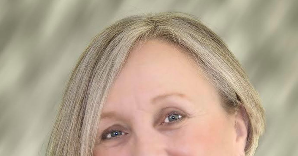 Politician's account of abuse brings colleagues to tears - Chatelaine