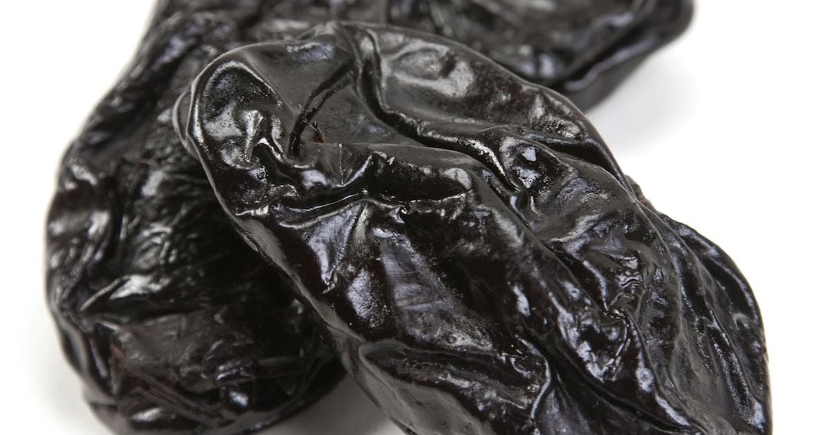 5 Reasons You Should Eat More Prunes - Chatelaine