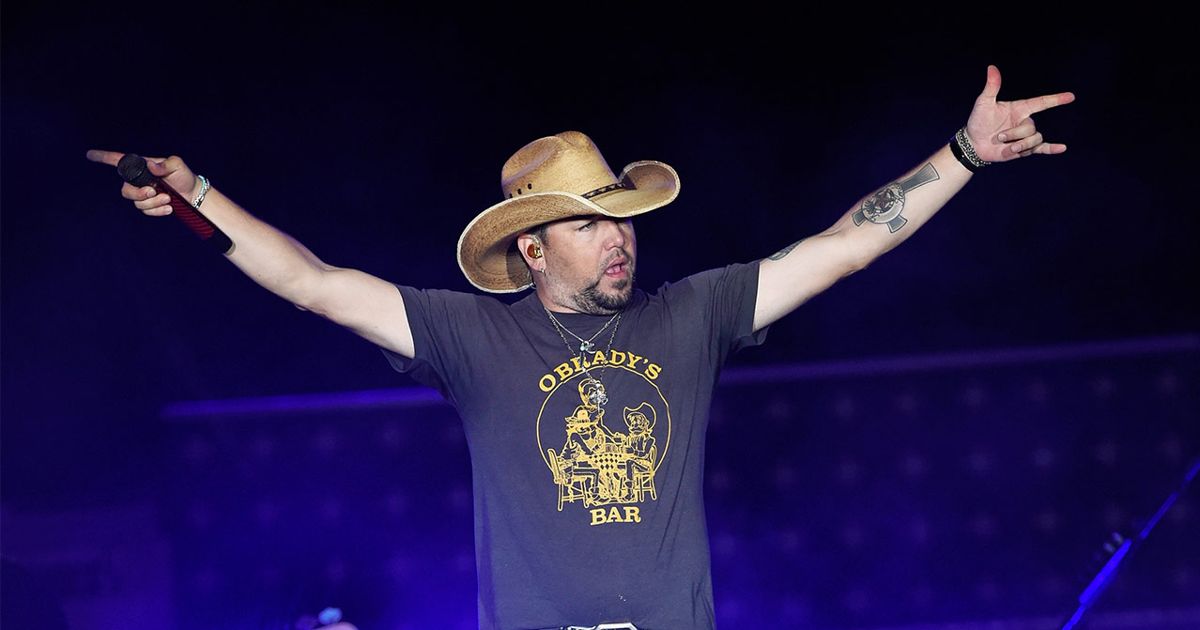 Why Country Music Needs To Speak Up About Gun Control - Chatelaine
