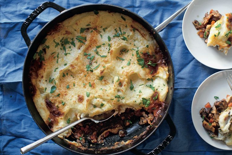 Holiday Entertaining Made Easy With Smitten Kitchen's Deb Perelman ...