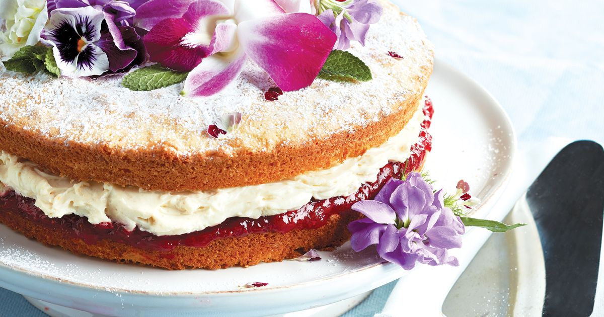 The Best Royal Wedding Foods For Watching The Event - Chatelaine