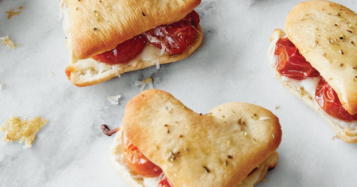 Giada De Laurentiis Pizza Recipe (It's Snack-Sized!) - Chatelaine