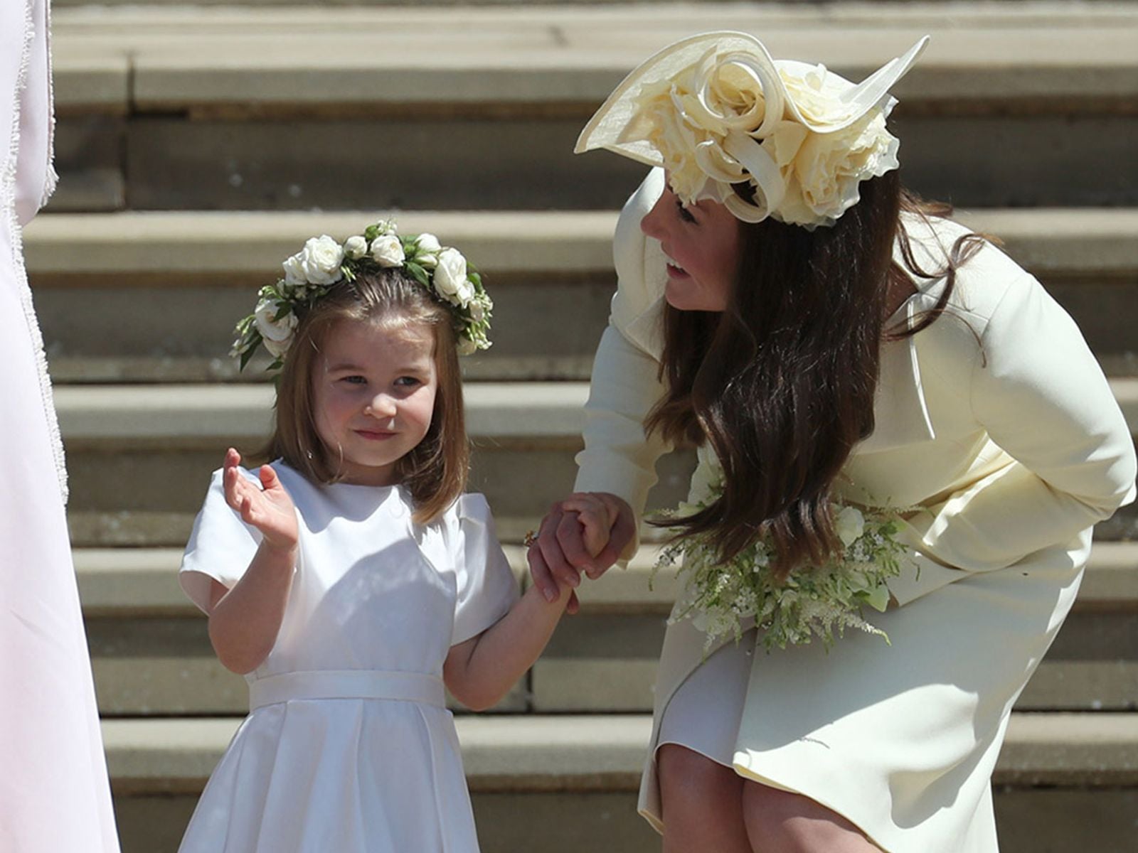 Princess Charlotte Wedding Gown See Prince George And Princess