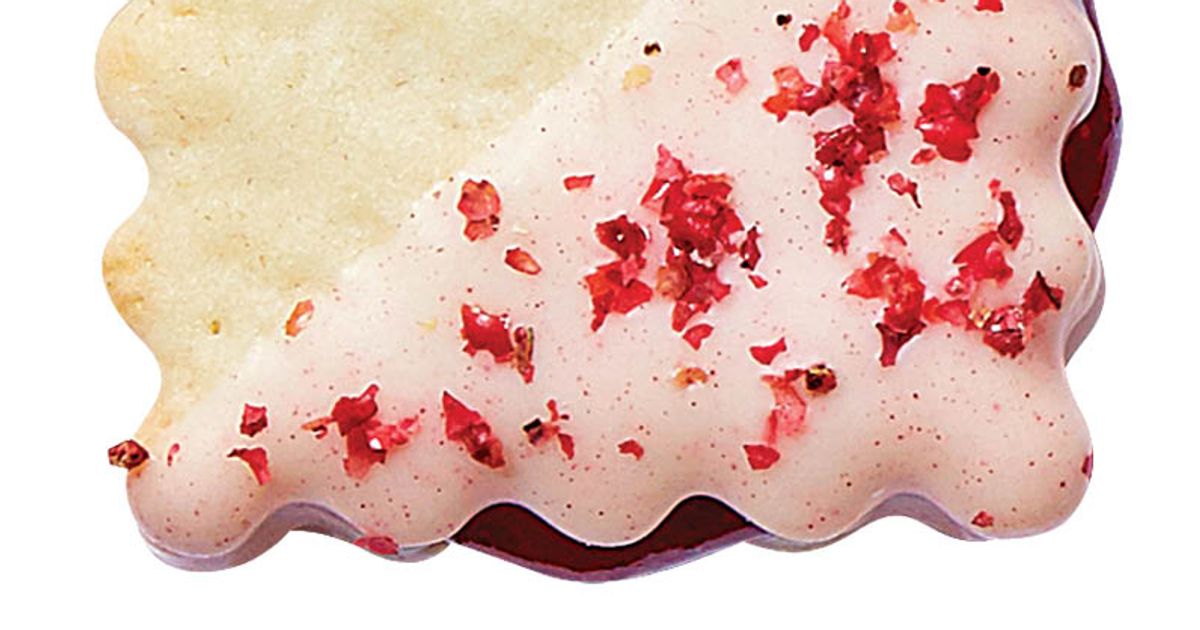 Raspberry Sugar Sandwich Cookies recipe - Chatelaine