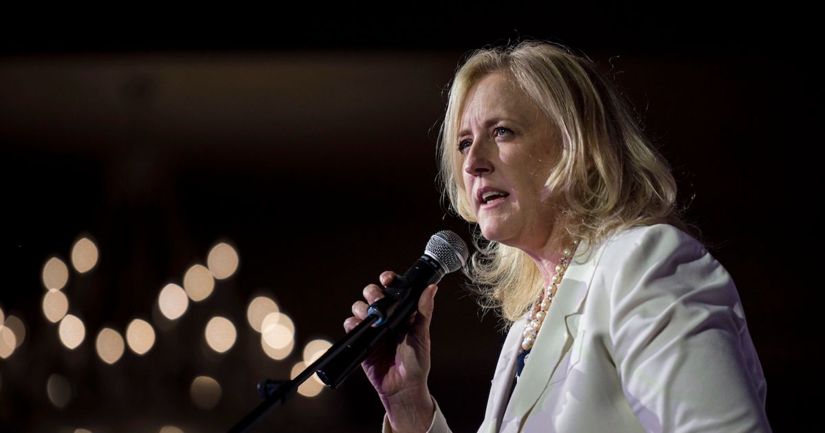 Lisa Raitt Hates Questions About Work-Life Balance - Chatelaine