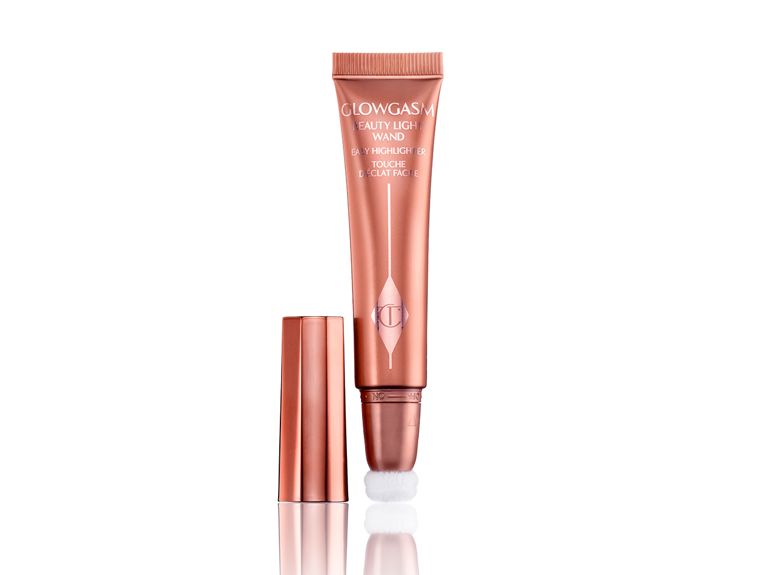 Everything You Need To Know About How To Use Highlighter - Chatelaine