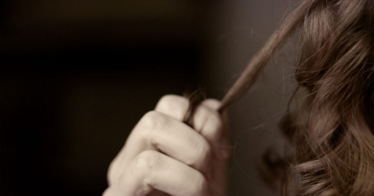 I Pull My Hair Out—This Is What It’s Like Having Trichotillomania ...