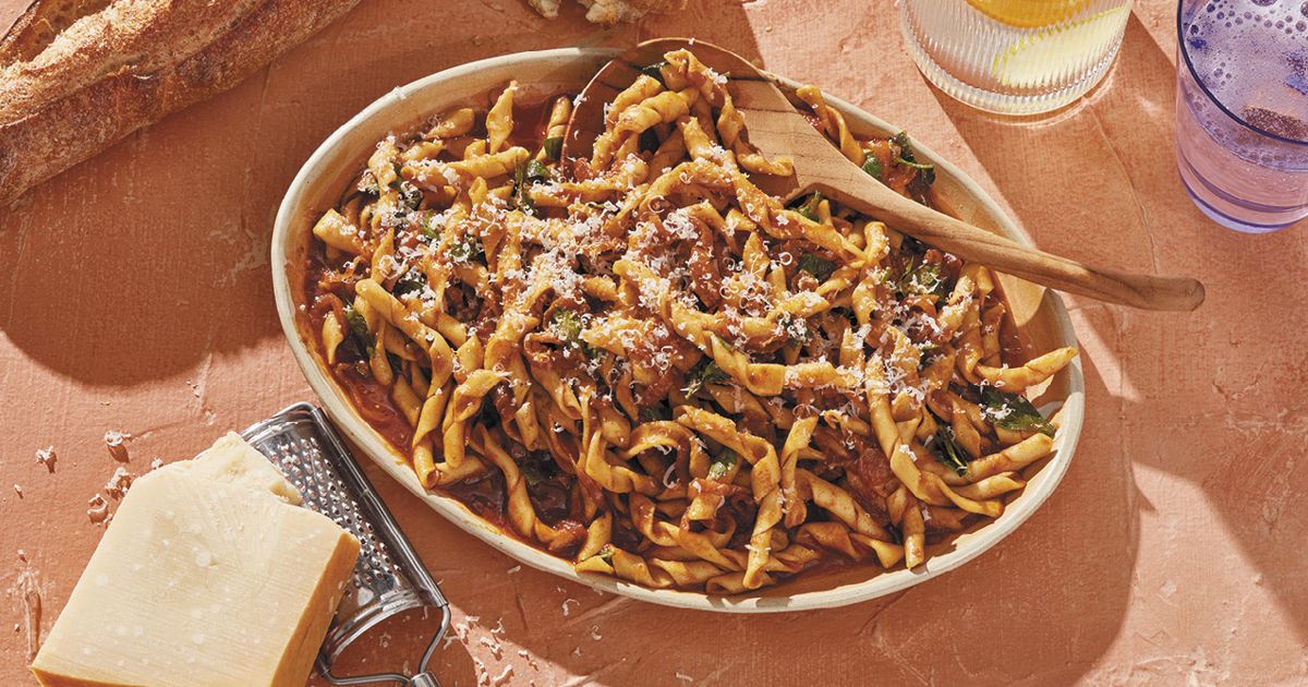 Busaite with Onion And ’Nduja Ragu recipe - Chatelaine