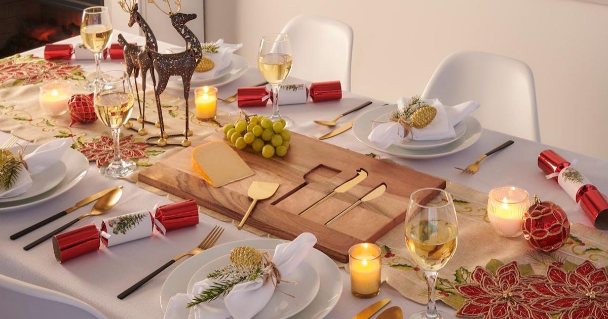 The Holiday Hosting Essentials Checklist We All Need - Chatelaine