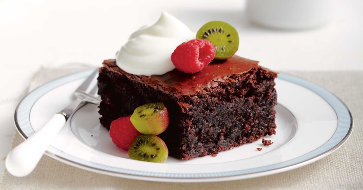 Light Decadent Brownies Recipe - Chatelaine