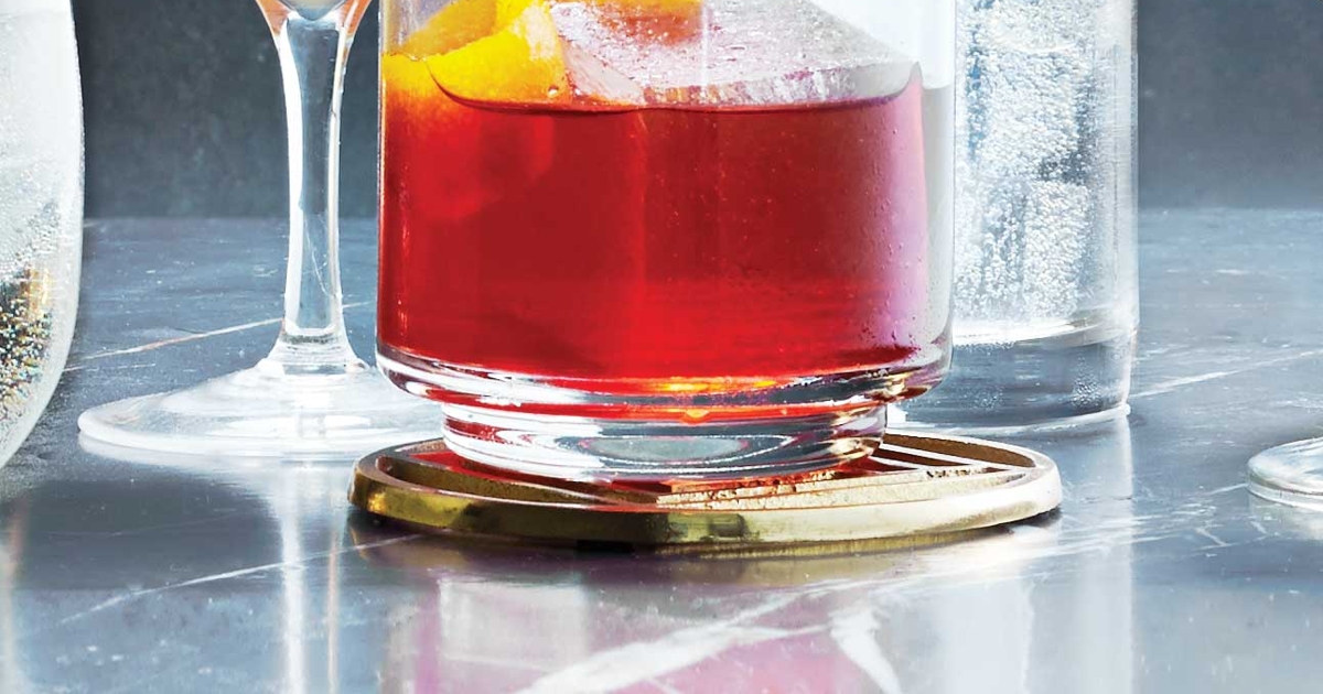 Old-Fashioned Cocktail Recipe - Chatelaine