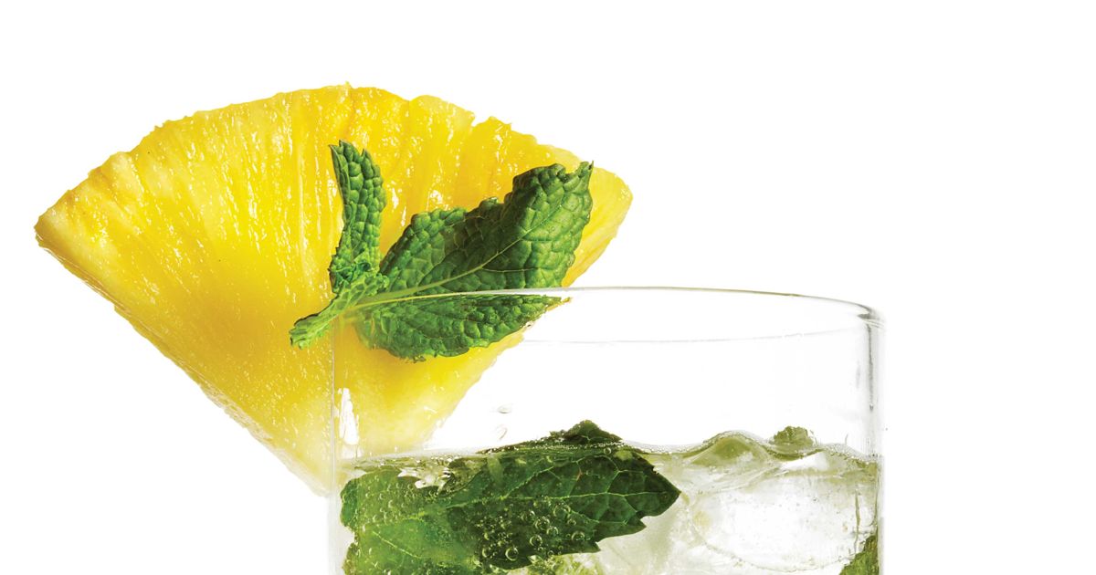 Sake & Pineapple Mojito Recipe - Chatelaine