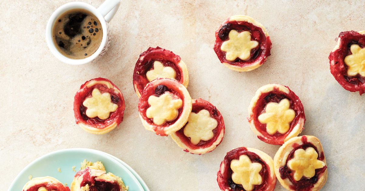 Berry Tartlets With Jumbleberry Jam Recipe - Chatelaine