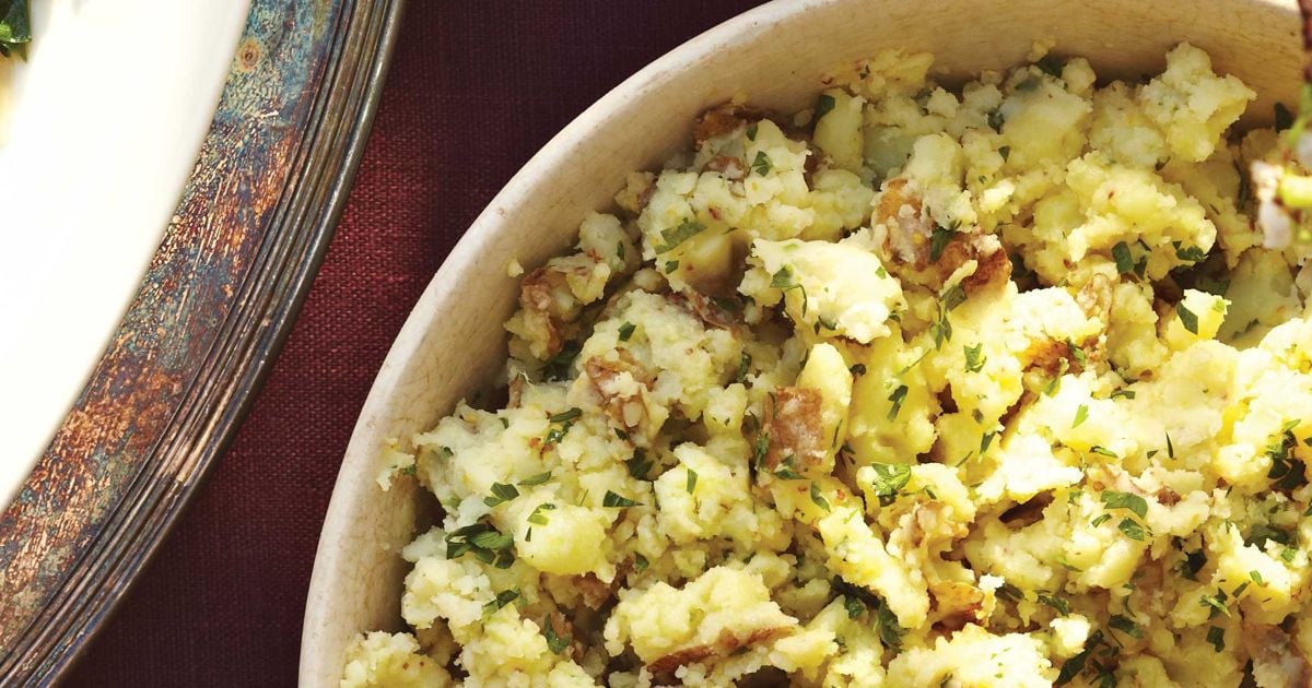 Smashed Herbed Potatoes Recipe - Chatelaine